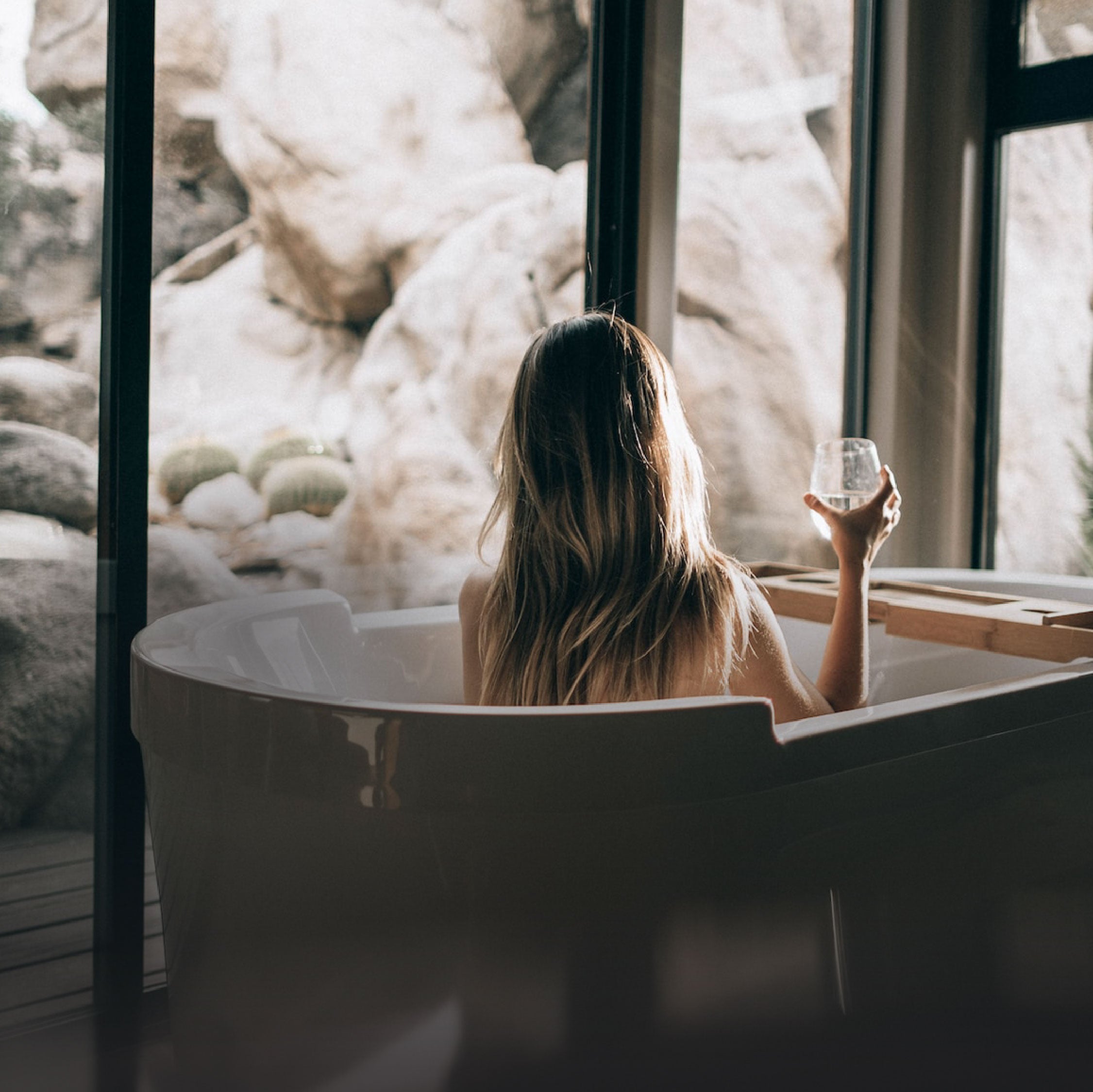 Wealth & Lifestyle – Regan Hillyer